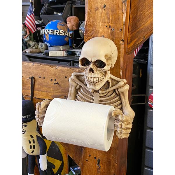 テーマパークに行くと何気ない行為が楽しめるようにアチコチ仕掛けがされてるのはみんな知ってのとおり！あのイチイチ楽しませる感が雑貨好きには響くんだよなートイレットペーパーを何もわざわざこんな風に・・・・まさにテーマパークのノリってヤツです。と...