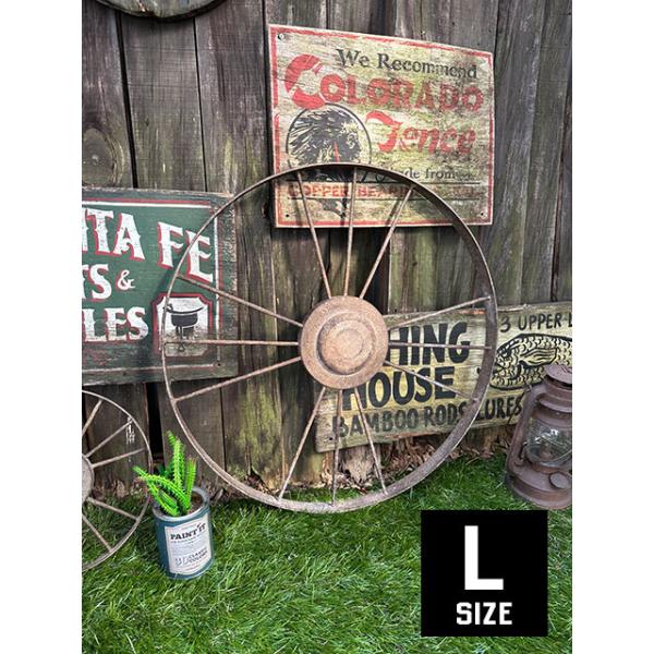 アンティークシーン作りの定番アイテム、「車輪」です。シーンにポンと置くだけで古めかしい雰囲気を周りに運んできてくれる・・・・まさに名選手！ところが、これが探してみるとなかなか見つからないんですよねーそれに本物のアンティークだと高価で気軽に手...