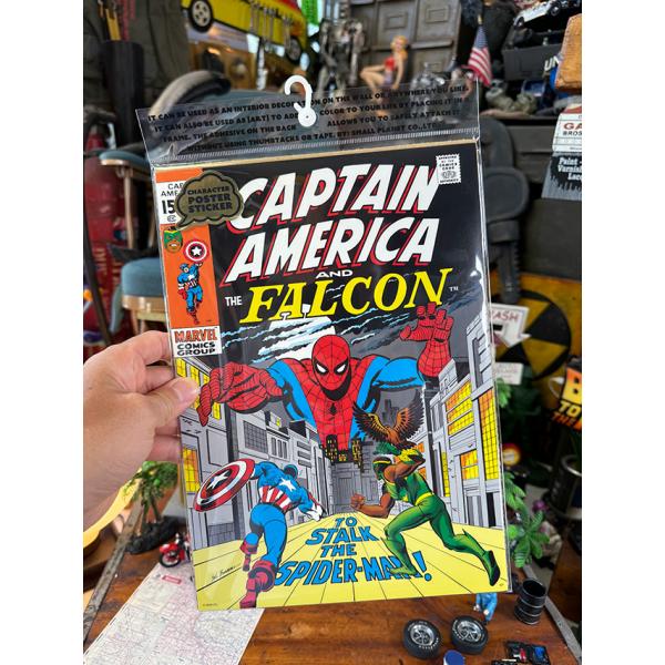アメコミ好きにはたまらない！まるで70年代のMARVEL誌面をそのまま切り取ったような「CAPTAIN AMERICA and the FALCON」ステッカーです。真ん中にはスパイダーマン そしてキャプテン・アメリカとファルコンが疾走する...