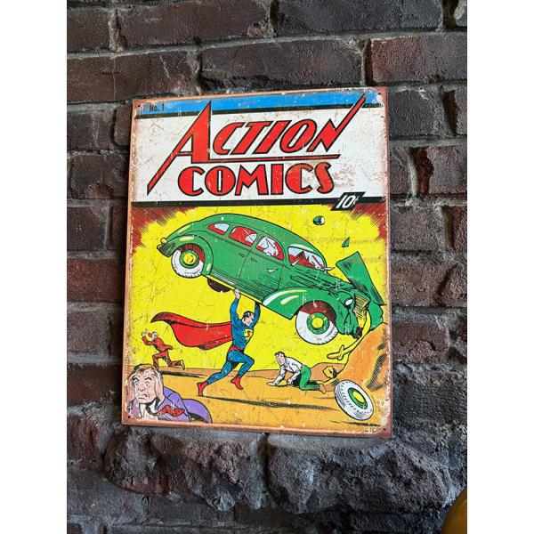 スーパーマン誕生の瞬間を 壁に飾ろう！アメリカン雑貨好きなら一度は見たことがある この1枚。1938年に登場した「ACTION COMICS No.1」世界初のスーパーヒーロースーパーマンが初めて世に姿を現した まさに伝説の表紙です。このブ...
