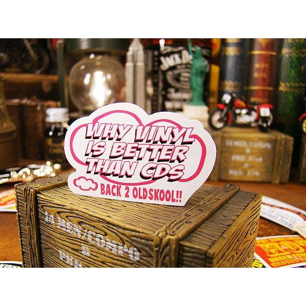 50年代から70年代くらいにアメリカで見かけたアドバタイジングをモチーフにしたアメリカンステッカーです。こういう系のステッカーってありそうなんだけど、いざ探してみると実はないものなんです。今回このステッカーをリリースしたのはカルチャーマート...