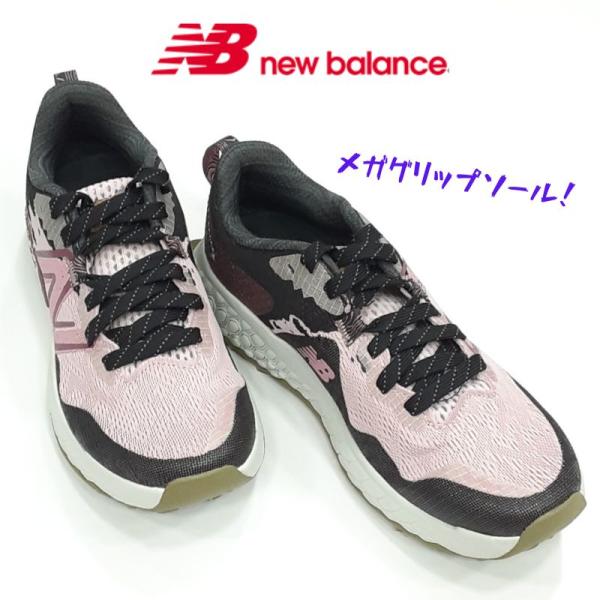ニューバランス NEWBALANCEWT HIER ヒエロレディースの 軽量スニーカーです。心地よく弾むようなライド感のフレッシュフォームXのミッドソールにグリップ性に優れたビブラム社のメガグリップアウトソールを使用路面で滑りにくい造りにな...