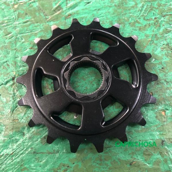 ALLOY SPOROCKET 48SPLINE 18T仕様：ALLOY7075製　CNC加工のスポロケット　　　歯車枚数18　　　CANDY専用19ｍｍスピンドルまたは対応スピンドル　　　重量43g【送料P 3】新品商品でも、入荷時より擦...