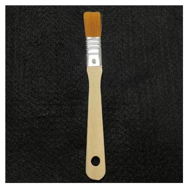 ナイロン平ハケ　15mm巾太い竿に対応できる、幅広刷毛です。穂幅：約15mm全長：約150mm※数値には誤差がある場合があります。---------------------------------------------------刷毛　は...