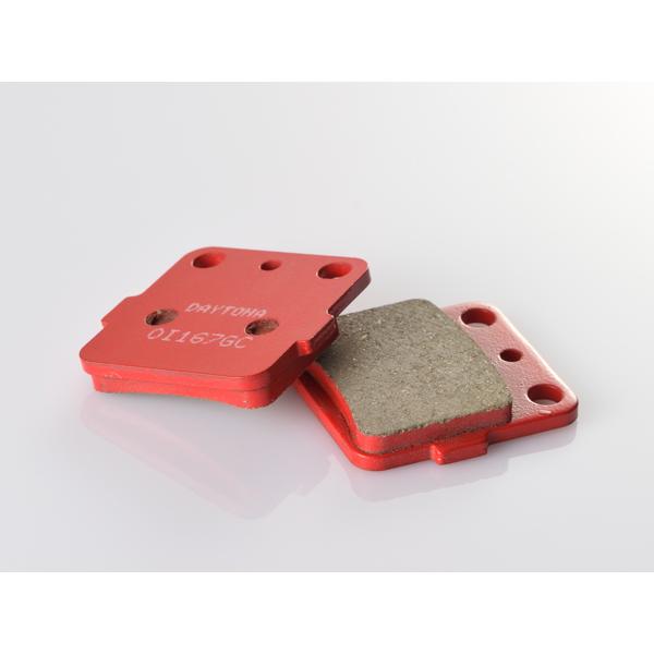 【メーカー名】DAYTONA【商品名】赤パッド 通しナンバー：049 【メーカー品番】79833【JANコード】4909449440926【自動車メーカー】スズキ【車種】DF200E【排気量】200【モデル】2000(DF200EY)【仕様】-