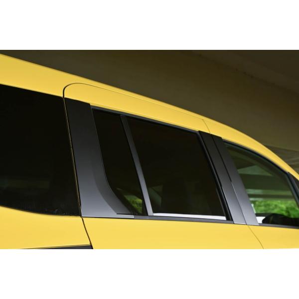 core OBJ Pillar Film Matt Black for Renault Kangoo(KF)は、車種専用の形状で、マットブラックタイプで曲面にも追従する貼りやすい、塩ビ素材のピラー用フィルムです。樹脂バンパータイプの車両に対...