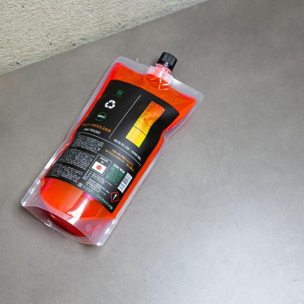 ReFILLS SERIES[ DROP SHOULDER - PreWash  ] 補充用１０００ml リフィルシリーズ容量は通常のボトルの４倍、価格は ２.５ 本分。１枚の皮が捲れるように９５％以上の汚れを一気に除去。日本ではまだ新しい...