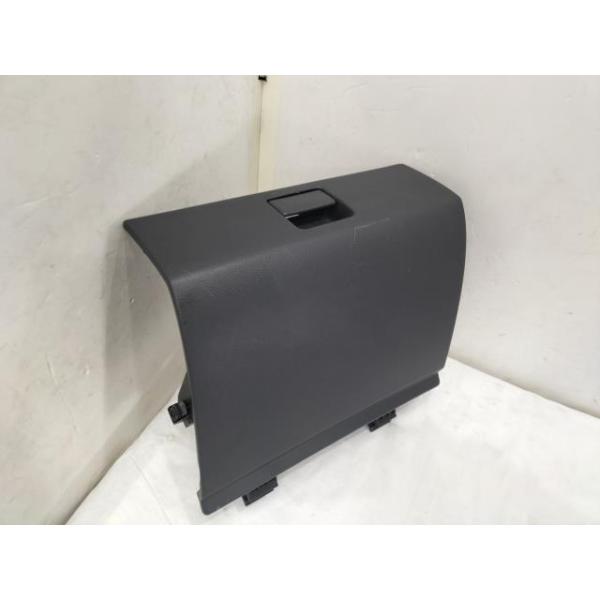 **** 商品説明を必ずご確認ください ****部品管理番号：260309000270210部品名：グローブBOX部品メーカー品番：73422-70K0部品区分：リサイクル品車名：ワゴンＲ車両タイプ名：5ドアハッチバック通称型式：MH23S...