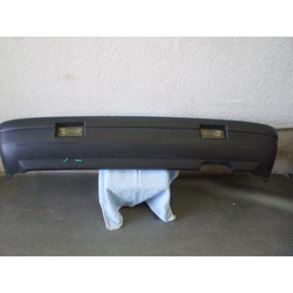 **** 商品説明を必ずご確認ください ****部品管理番号：000907753115100メーカー純正品番：85022-21B25部品名：RバンパーASSY部品区分：リサイクル品管理品番：010999部品カラー：銀車名：マーチ車両タイプ名...