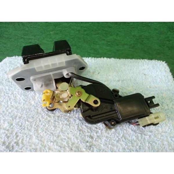 **** 商品説明を必ずご確認ください ****部品管理番号：001119906664590メーカー純正品番：1A05-62-310部品名：トランク・バックドアロックソレノイド部品区分：リサイクル品管理品番：013529部品カラー：緑車名：...