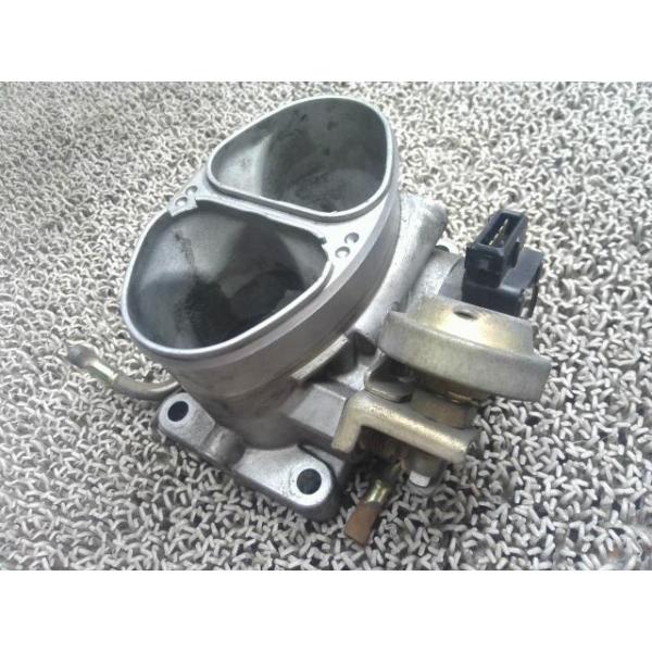 **** 商品説明を必ずご確認ください ****部品管理番号：250610000120300メーカー純正品番：JF04-13-640F部品名：スロットルボディ部品区分：リサイクル品車名：ルーチェ車両タイプ名：4ドアハードトップ通称型式：HC...