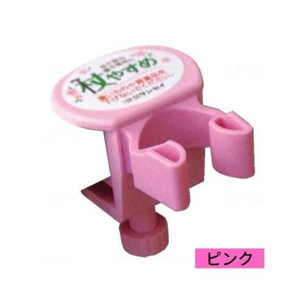 【製品の特長】・置き場所に困る杖が倒れないように支えます。・ネジ止型なので、取り外し可能。・つくえの移動などに対応できます。・天板の端が大きな丸みを帯びている場所には適しておりません。【メーカー】サンセイ【サイズ】60×80×53mm【材質...