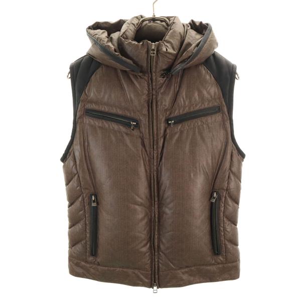 ■ 商品詳細 ■ブランド：バラシ / barassi対象：メンズアイテム：ダウンベストサイズ表記：46※参考サイズ：メンズMサイズ相当 ※実寸サイズを参考にしてください。着丈：約60cm身幅：約48cm肩幅：約41cm素材：ポリエステル10...