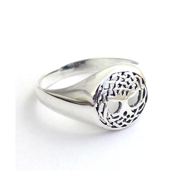 ◆サイズ・リングの最大幅約１２ｍｍ・重さ約３ｇ◆材質生命の樹、ツリーオブライフのシルバーリングです。※チェーン、ヒモは別売りになります。