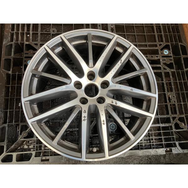 マセラッティギブリ アルミホイール8.5J×19インチ ET44フロント?6700168511本※スマートフォン版からはすべての情報が閲覧できないため、詳細はＰＣ版でご確認下さい。 