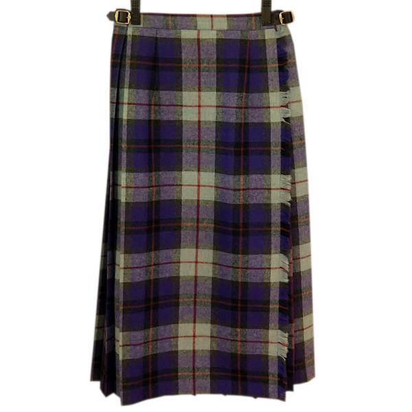 オニールオブダブリンのイージーレギュラーキルトラップスカートです。後ろウエストにはゴムが入っています。ベルト部分は革素材〜O'NEIL OF DUBLIN オニールオブダブリン〜1850年代からアイルランドの首都ダブリンで民族衣装であるキル...