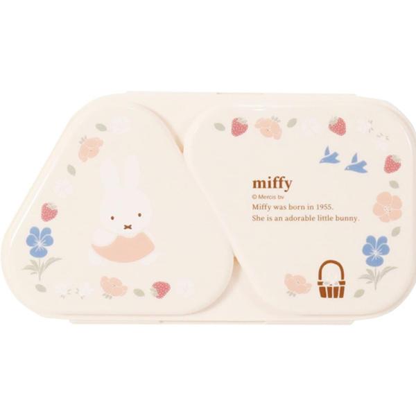 ミッフィーのランチアイテムに2026年最新柄が登場！アフタヌーンティーをイメージしたブリティッシュなデザインです♪・押し型付　おにぎり2個や、おにぎり1個とおかずなど、自由に組み合わせが可能なケースです。・出来上がりサイズはコンビニおにぎり...