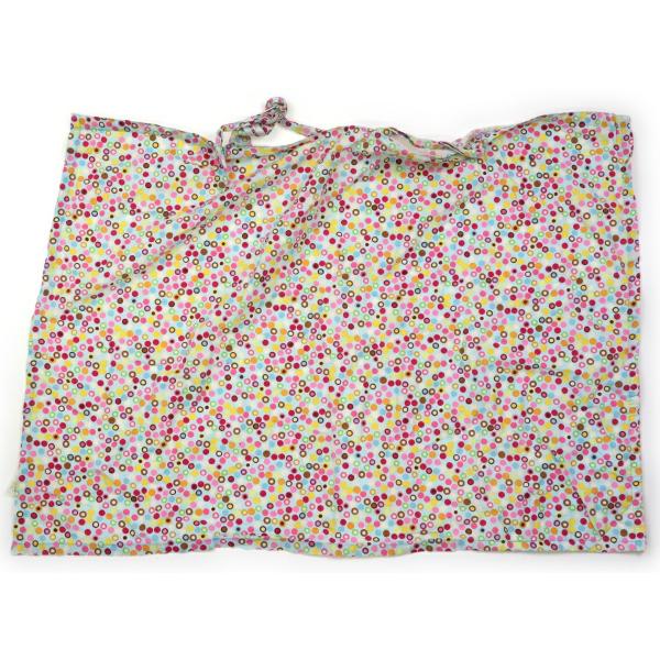 ブランド：Bebe Au Lait(ベベオレ)カテゴリー：授乳ケープ・カバーサイズ：ママ向けアイテム色：水色、マルチカラー状態：★★記名：なしジャンル：Baby実寸約60×82cm。綿布帛素材。首に掛けるひも部分と、上部のNが入っている部分...