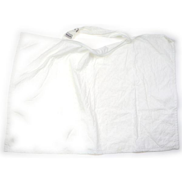 ブランド：Bebe Au Lait(ベベオレ)カテゴリー：授乳ケープ・カバーサイズ：ママ向けアイテム色：白状態：★★★記名：なしジャンル：Mother実寸約85.5×58.5cm。表の裾付近に小さめのシミがありますが、まだまだお使いいただけ...