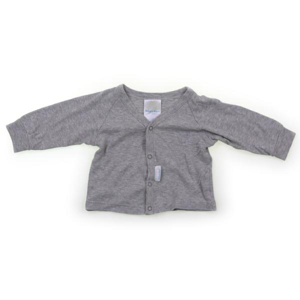 ブランド：Baby's Own(ベビーズオウン)カテゴリー：カーディガンサイズ：70サイズ色：グレー状態：★★★記名：なしジャンル：Boyカットソー地です。実際のサイズ表記は12meses。色褪せと、少し毛羽立ちしていますが、目立った汚れや...