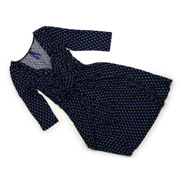 ブランド：Seraphine(セラフィン)カテゴリー：マタニティワンピースサイズ：ママ向けアイテム色：ブルー、黒ドット状態：★★★記名：なしジャンル：Mother実際のサイズ表記はUK8、US4ですが実寸は、肩幅約33.2 cm、サイドネッ...