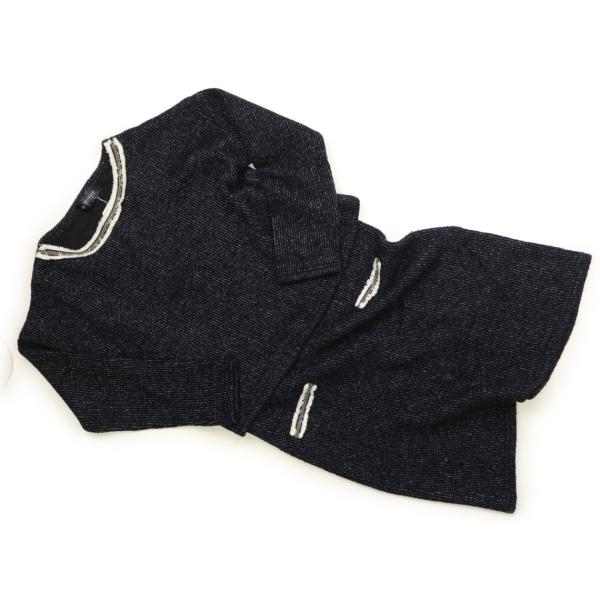 ブランド：Milk Tea(ミルクティー)カテゴリー：マタニティトップスサイズ：ママ向けアイテム色：黒　グレー状態：N記名：なしジャンル：Mother新品タグ付き。トップスの実寸は、肩幅約51.8 cm、サイドネックポイントから総丈約43....