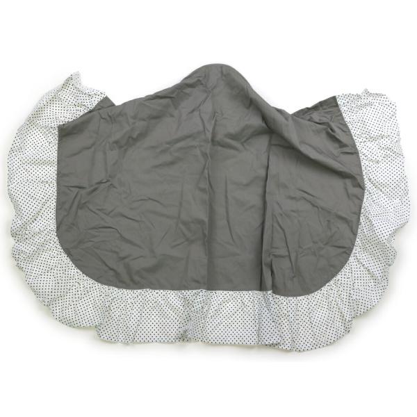 ブランド：Sweet Mommy(スウィートマミー)カテゴリー：授乳ケープ・カバーサイズ：ママ向けアイテム色：グレー、白ドット状態：★★★記名：なしジャンル：Mother約70×105cm。シワなどの使用感はありますが、目立つ汚れはなくまだ...