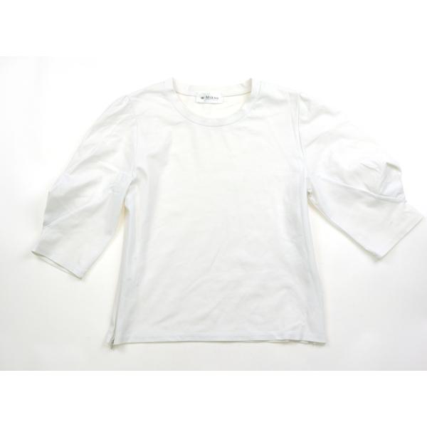 ブランド：Milk Tea(ミルクティー)カテゴリー：マタニティトップスサイズ：ママ向けアイテム色：オフホワイト状態：★★記名：なしジャンル：Mother実寸は、肩幅約35.2 cm、サイドネックポイントから総丈約52.8 cm、胸囲約42...