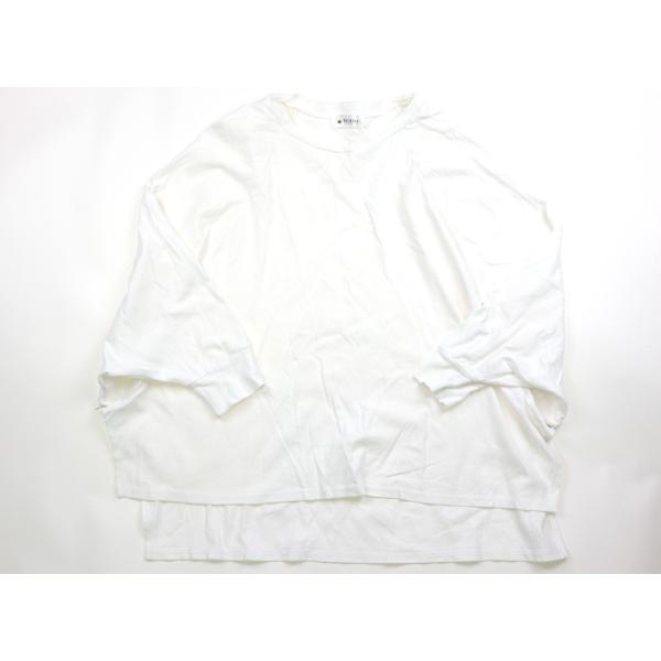 ブランド：Milk Tea(ミルクティー)カテゴリー：マタニティトップスサイズ：ママ向けアイテム色：オフホワイト状態：★★記名：なしジャンル：Mother裄丈約75 cm、胸囲約58cm、後中心のネックポイントから着丈約73.6cm。やや厚...