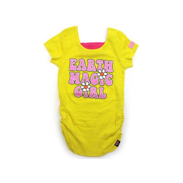 ブランド：EARTHMAGIC(アースマジック)カテゴリー：Tシャツ・カットソーサイズ：160サイズ色：イエロー・ピンクロゴ・花状態：★★★記名：なしジャンル：Girlフライスカットソー生地です。背中が一部開いているデザインです。裾脇はシャ...
