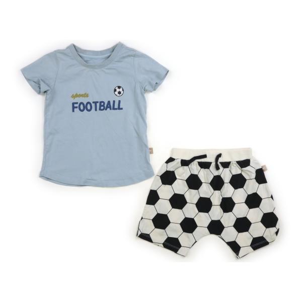 ブランド：Dave&amp;Bella(デイブアンドベラ)カテゴリー：上下セットサイズ：80サイズ色：ライトブルー/サッカーボール柄状態：★★★記名：なしジャンル：BoyTシャツとショートパンツのセットです。サイズ表記はありません。実寸は、...