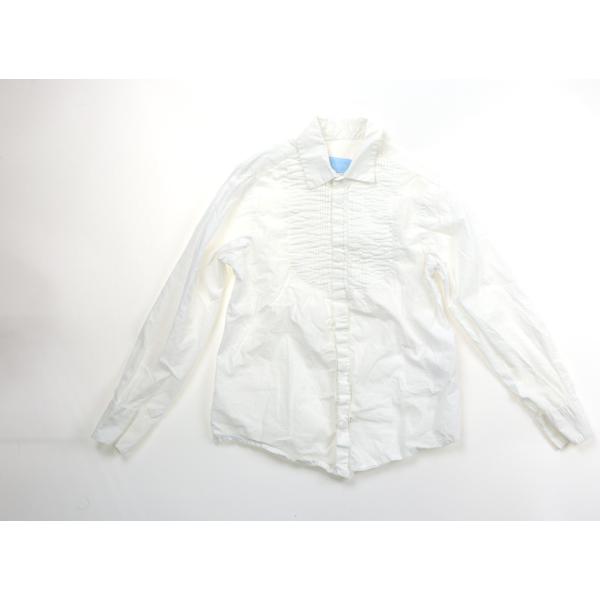 ブランド：Simonetta(シモネッタ)カテゴリー：シャツ・ブラウスサイズ：140サイズ色：アイボリー状態：★★記名：なしジャンル：Girl衿まわり黄ばみが見受けられます。使用感ありますが、まだお使いいただけそうです。