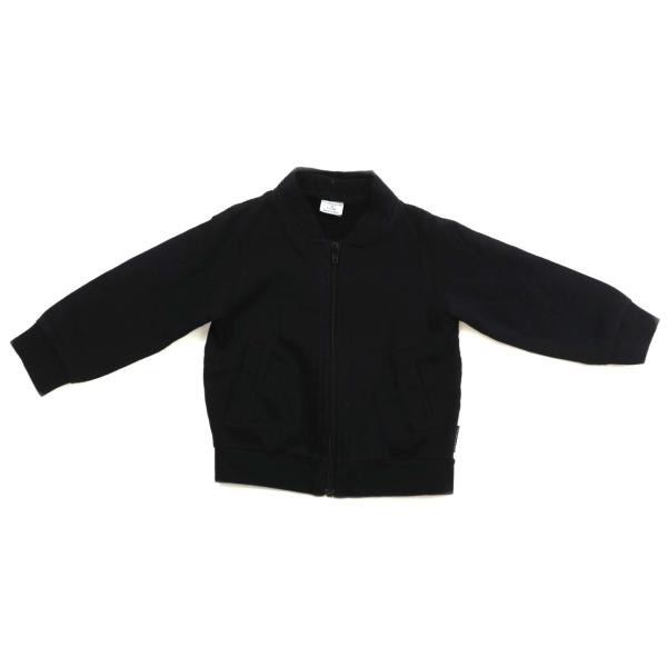 ブランド：Polarn O. Pyret(ポーラーン・オ・ピレット)カテゴリー：パーカーサイズ：95サイズ色：ブラック状態：★★記名：なしジャンル：Boy実際のサイズ表記は98cm。フードが欠損しています。色褪せと毛羽立ち、洗いざらし感があ...