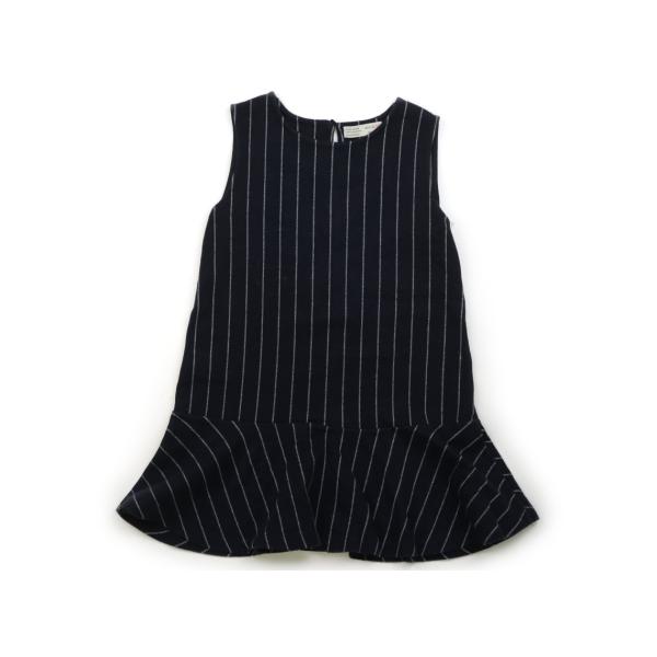 ブランド：ZARA(ザラ)カテゴリー：ジャンパースカートサイズ：140サイズ色：ネイビー・ホワイト・ストライプ状態：★★記名：なしジャンル：Girl実際のサイズ表記は9/10,140cm。ポリウレタン・ポリエステル混コットン素材。後ろボタン...