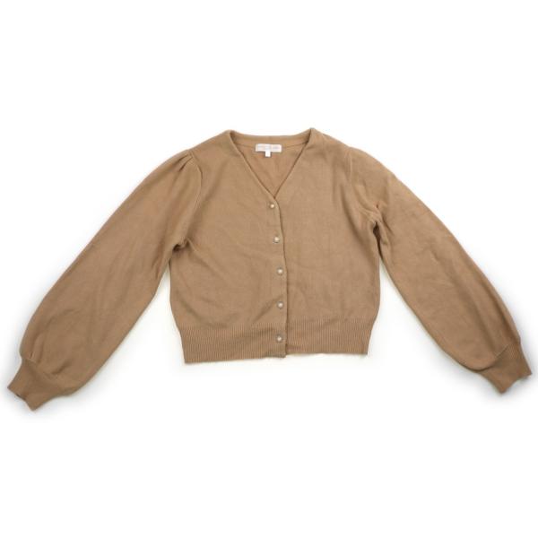 ブランド：Sweet Mommy(スウィートマミー)カテゴリー：マタニティトップスサイズ：ママ向けアイテム色：ベージュ状態：★★★記名：なしジャンル：Mother実際のサイズ表記はLですが実寸は、肩幅約34.5 cm、サイドネックポイントか...