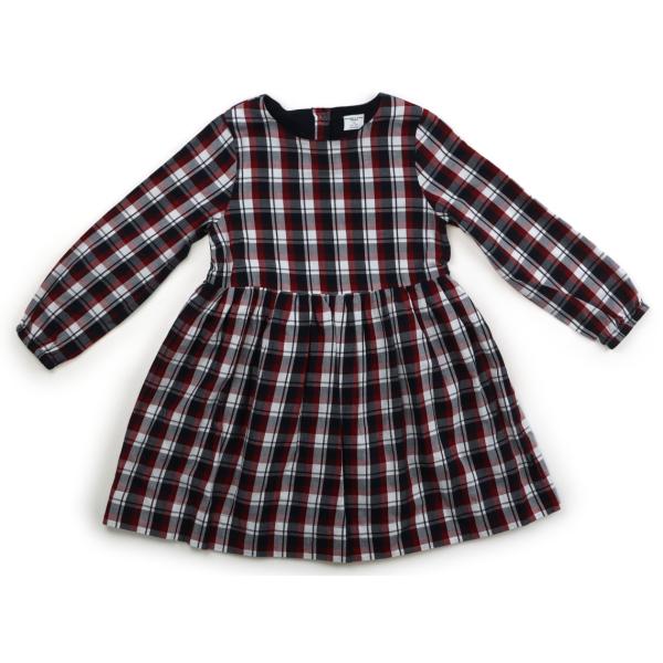 ブランド：Polarn O. Pyret(ポーラーン・オ・ピレット)カテゴリー：ワンピースサイズ：110サイズ色：ホワイト・ネイビー・レッド・チェック状態：★★★★記名：なしジャンル：Girl実際のサイズ表記は116cm。コットン素材、シャ...