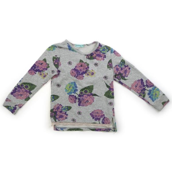 ブランド：HAKKA(ハッカ)カテゴリー：トレーナー・プルオーバーサイズ：120サイズ色：グレー、パープル、ピンク、花柄状態：★★（返品不可）記名：なしジャンル：Girl袖先に黄ばみや黄色いシミ、全体に色あせ・毛羽立ちに伴う白っぽさあり。薄...