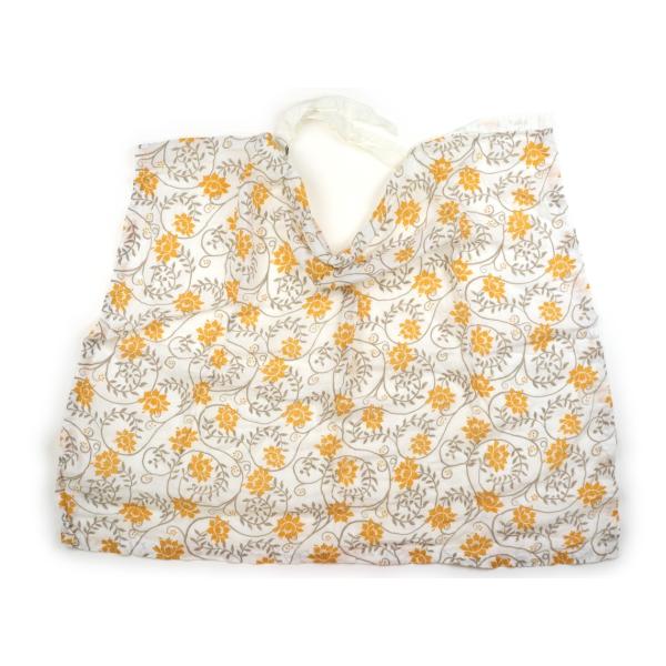 ブランド：Bebe Au Lait(ベベオレ)カテゴリー：授乳ケープ・カバーサイズ：ママ向けアイテム色：白、オレンジ・ベージュの花柄状態：★★（返品不可）記名：なしジャンル：Mother約73×90cmで、薄手のガーゼ素材です。上部の白い部...