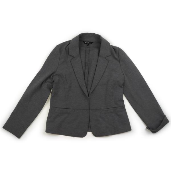 ブランド：Angeliebe(エンジェリーベ)カテゴリー：マタニティトップスサイズ：ママ向けアイテム色：グレー状態：★★★記名：なしジャンル：Mother実際のサイズ表記はMですが実寸は、肩幅約39.5 cm、サイドネックポイントから総丈約...