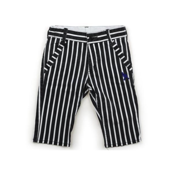 ブランド：WASK(ワスク)カテゴリー：ハーフパンツサイズ：130サイズ色：ブラック・オフストライプ状態：★★（返品不可）記名：なしジャンル：Boyウエストのゴムは交換穴があります。ストレッチ性のある生地です。右のももに5mmほどの傷あり。...
