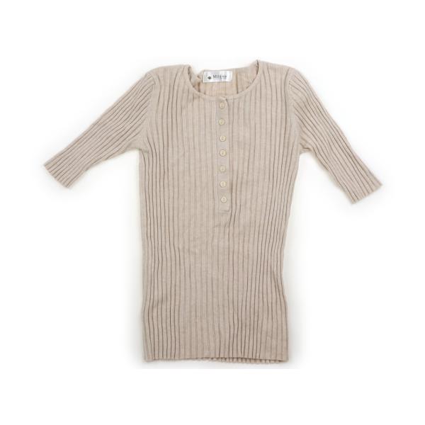 ブランド：Milk Tea(ミルクティー)カテゴリー：マタニティトップスサイズ：ママ向けアイテム色：ベージュ状態：★★★★記名：なしジャンル：Motherサイズ表記はありませんが実寸は、肩幅約33.6 cm、サイドネックポイントから総丈約5...