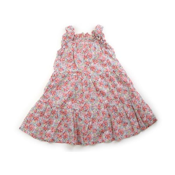 ブランド：BONTON(ボントン)カテゴリー：ワンピースサイズ：100サイズ色：花柄・ベージュ系状態：★★（返品不可）記名：なしジャンル：Girl実際のサイズ表記は4です。被り仕様です。裏地なしの軽い仕立てです。色褪せあり。使用感はあります...