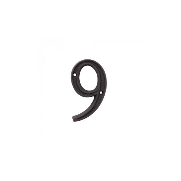 扉や壁を飾りやすい、軽くてシンプルなデザインのオブジェです。