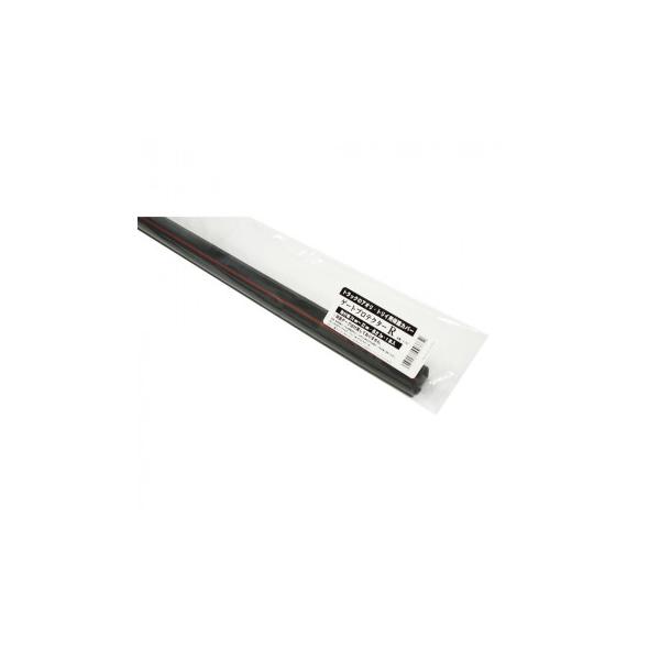 平ボディはもちろんダンプやユニック、特装車にも幅広く対応します。※両面テープは付属しておりません。