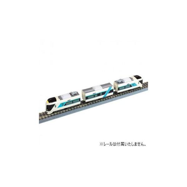 東武鉄道500系 リバティは、東武鉄道が26年ぶりに新造した特急型車両です。分割・併結機能を生かした運用における自由度の高さが特徴で、都市部では6両編成、地方部では列車を切り離し、3両編成で運転します。ディスプレイ用のダミーシャーシが付属します。