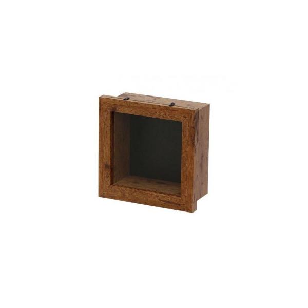 木目調プリントを施したボックスです。お好きな造花やプリザーブドフラワーなどをアレンジして、大切な方へのプレゼントにはいかがでしょうか。ガラスがスライド式で外せるので、前面から作業ができます。