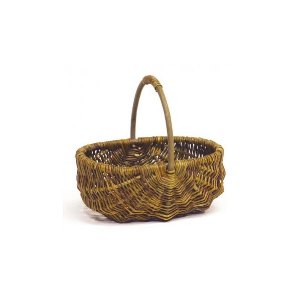 ナチュラルでワイルドな雰囲気が人気の商品です。北欧風インテリアでも人気のテイストの商品です。フラワーベースやインテリアなど、使い方は様々です。人気のナチュラルテイストな商品です。天然素材100%でサスティナブルなバスケットになっています。