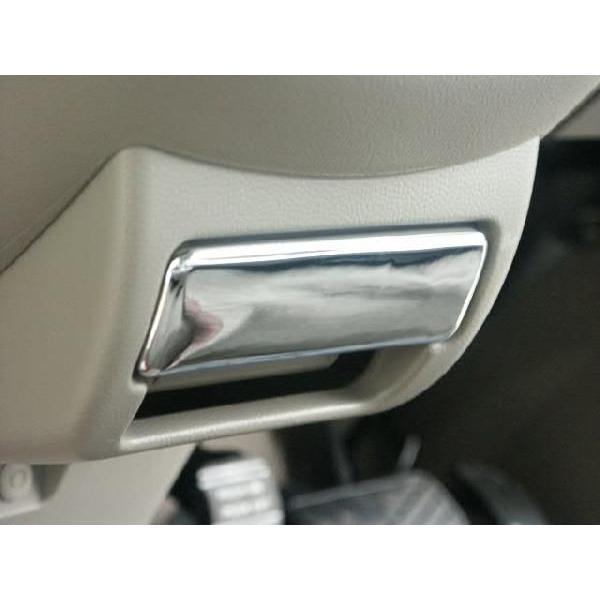 車名　エブリーワゴン<br>型式　DA64W<br>年式　H17年8月〜<br>取付は付属の両面テープにて簡単取付タイプです。<br><br>在庫は豊富ですが、万一欠品の場合は納品...