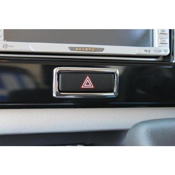 車名　ハスラー<br>型式　MR31S<br>年式　H26年1月〜<br>取付は付属の両面テープにて簡単取付タイプです。<br><br>在庫は豊富ですが、万一欠品の場合は納品まで約...