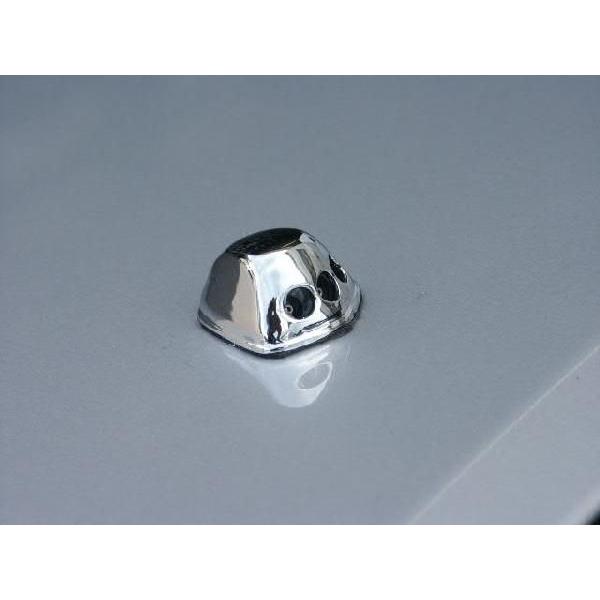 車名　ワゴンRスティングレー<br>型式　MH22S<br>年式　H19年3月〜H20年8月<br>取付は付属の両面テープにて簡単取付タイプです。<br><br>在庫は豊富ですが、...